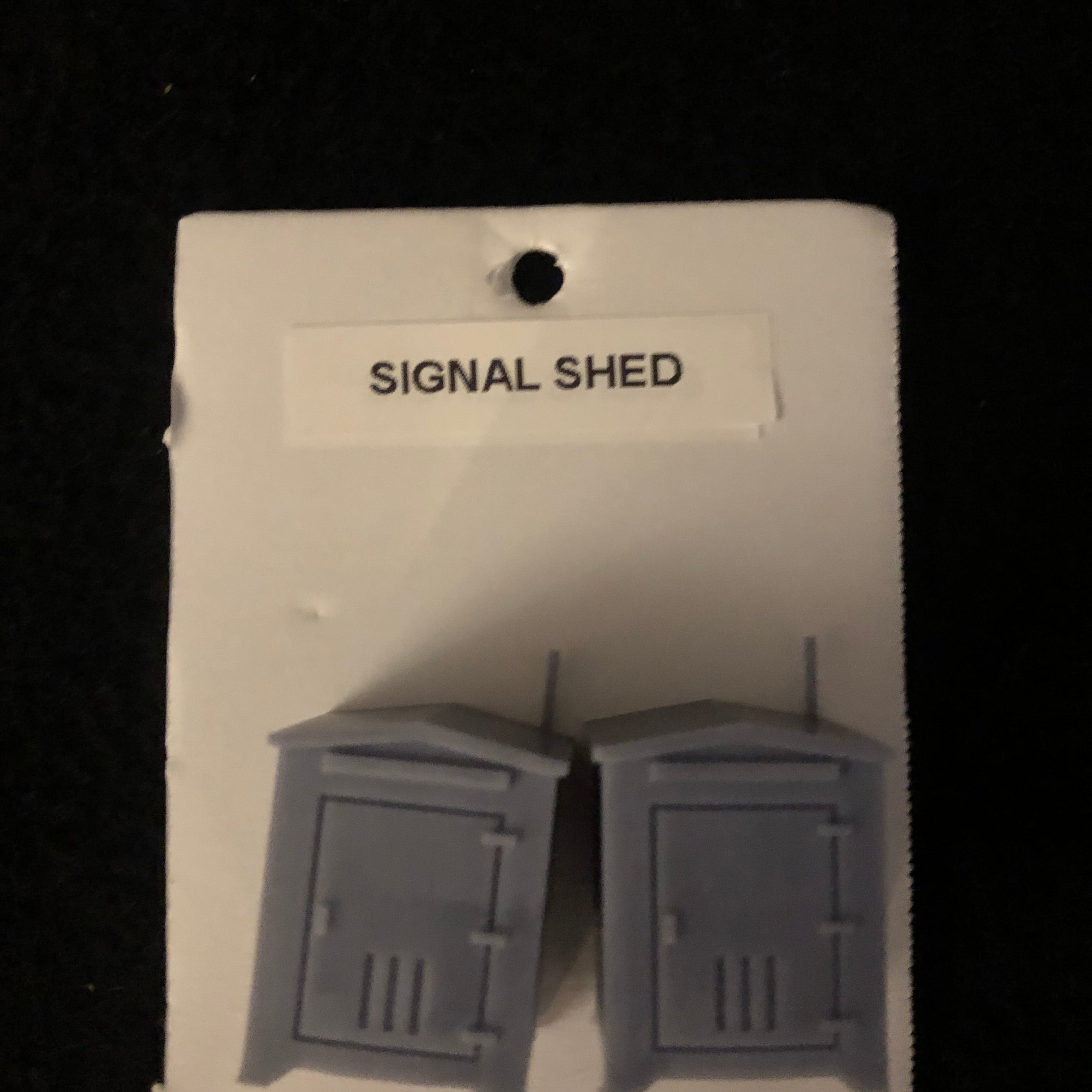 Signal Shed, 2 per package – R&J Details